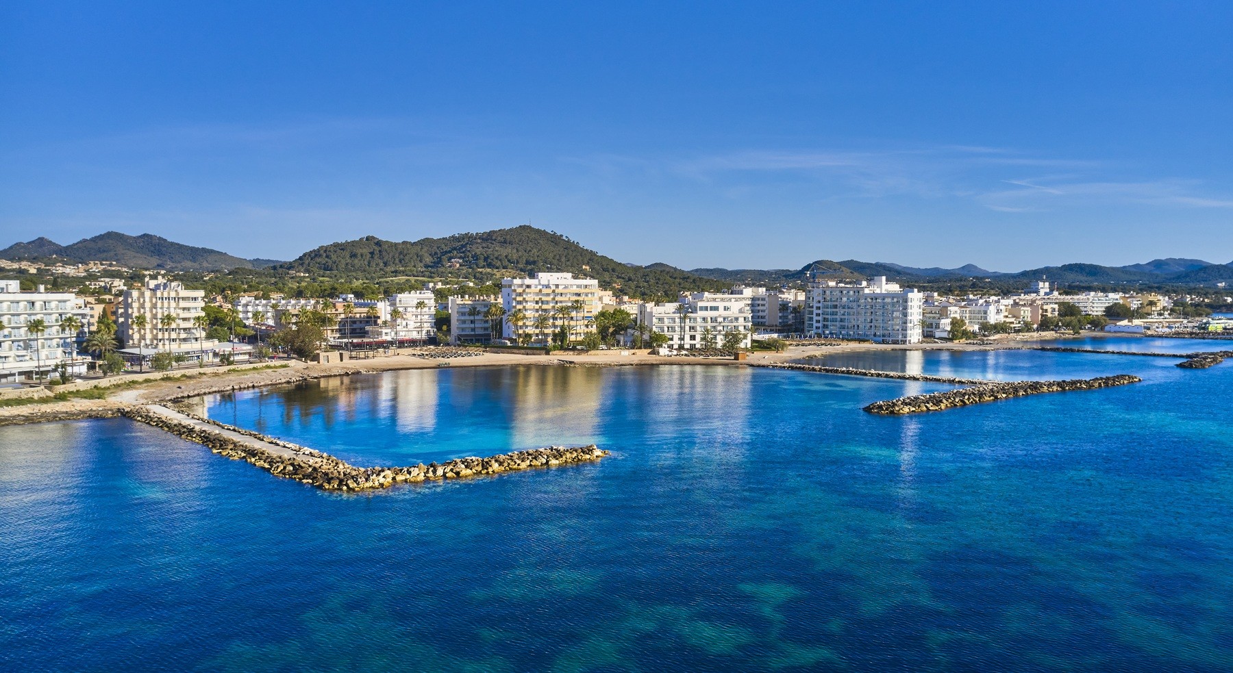 Cala Bona Beach