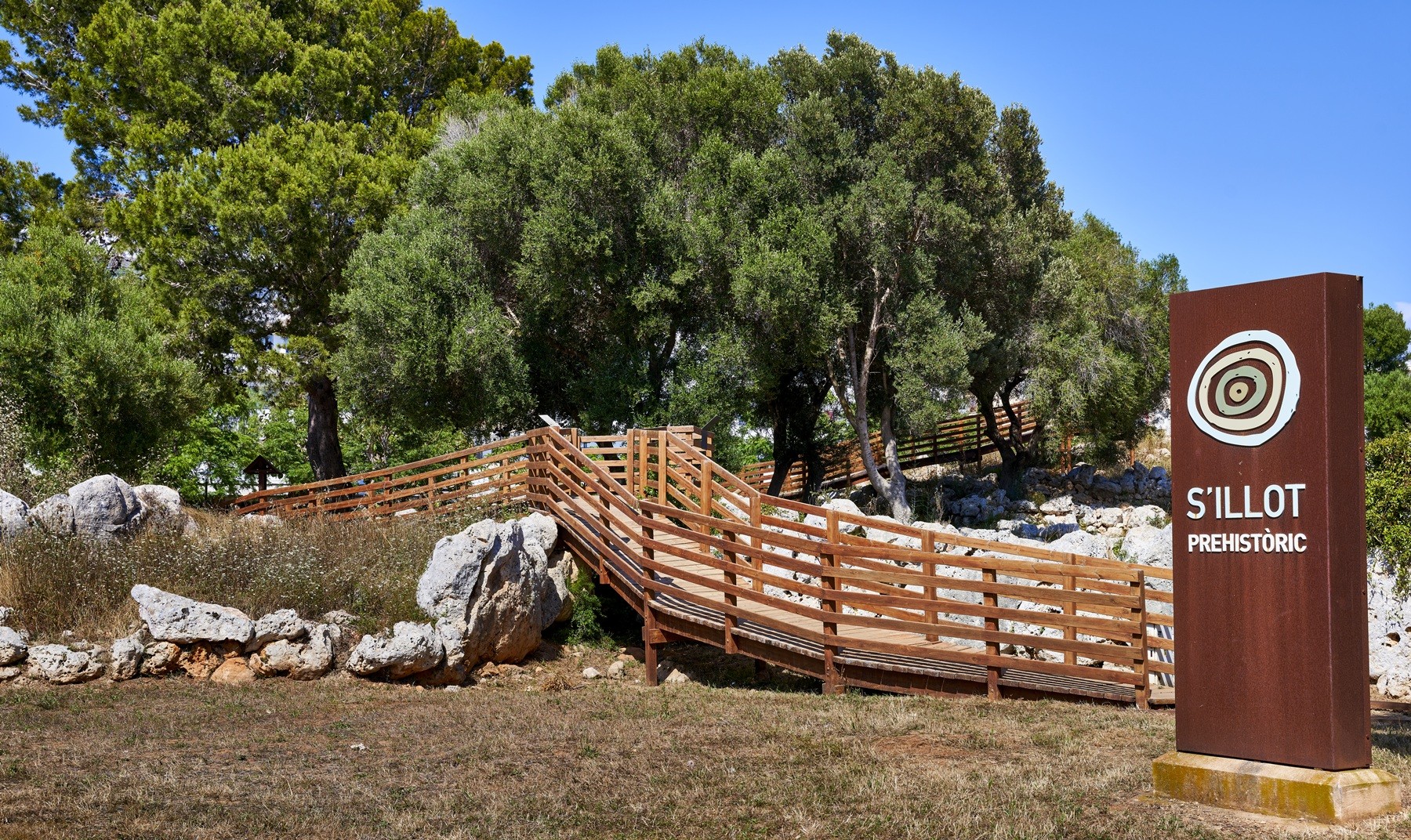 The Talayot settlement of S’Illot